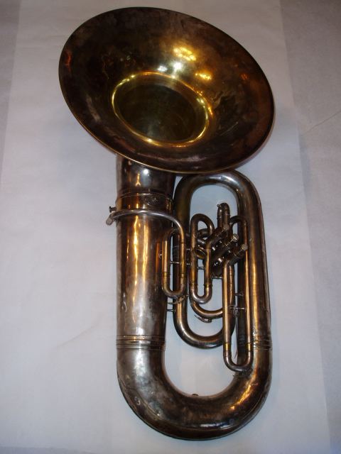 Conn, Wonderphone Giant, EE flat tuba, 3 pistons, 1925 | V & E ...